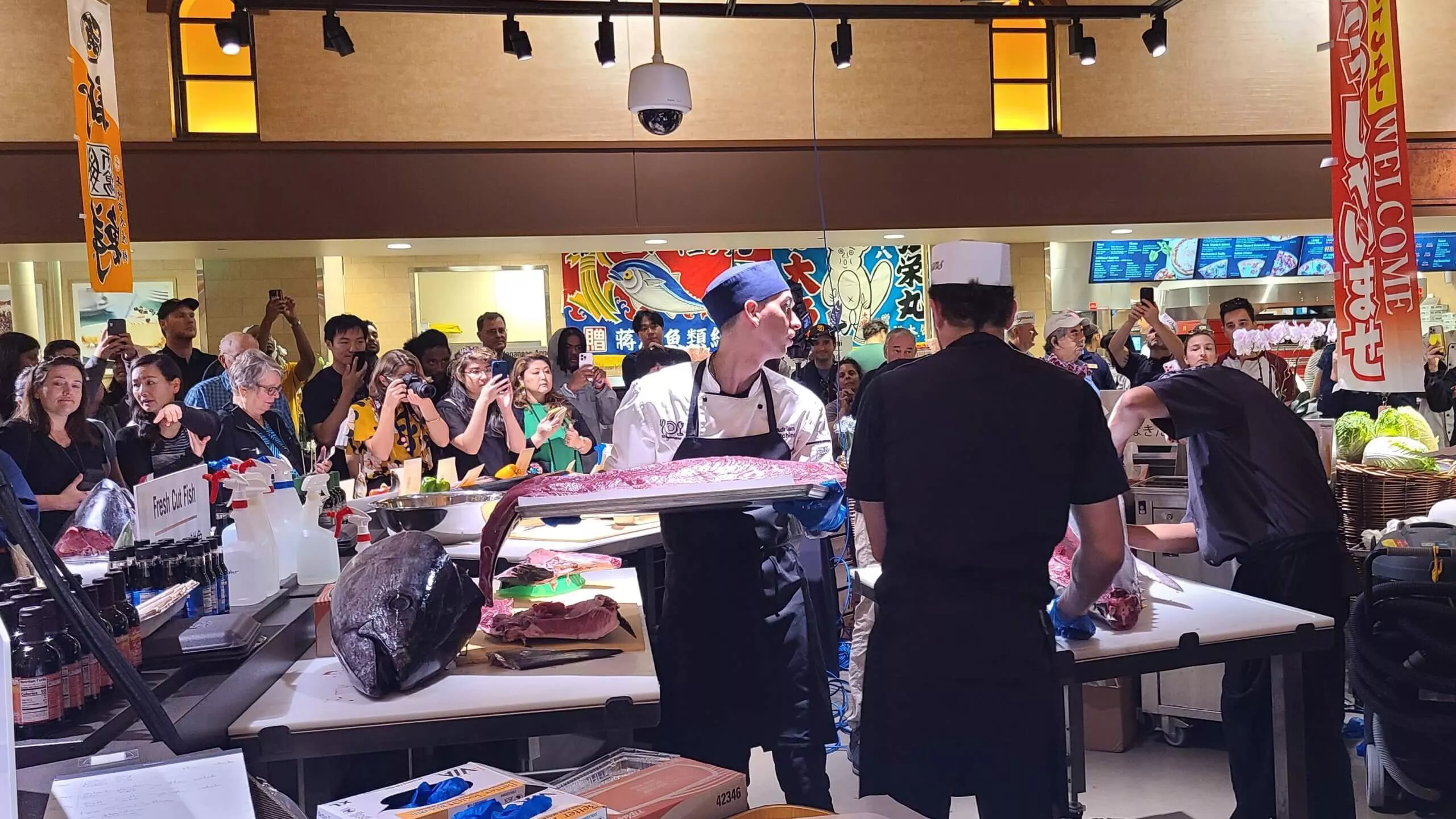 Astor Place Store Offers Fresh Seafood from Japanese Fish Market - Wegmans